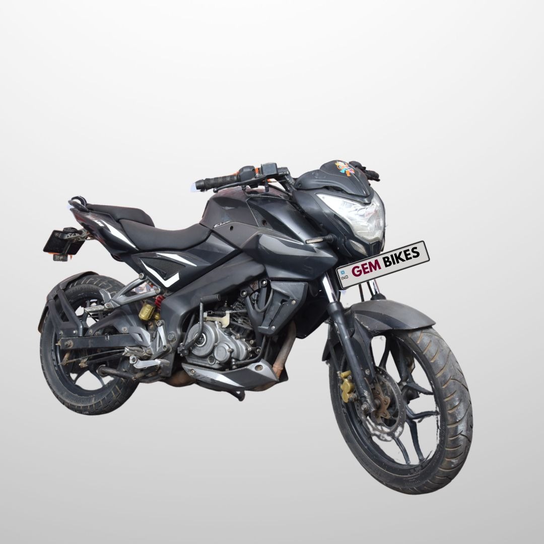 Bajaj Pulsar NS160 (2017) Black – 2nd Owner | Sporty Bike - gembikes